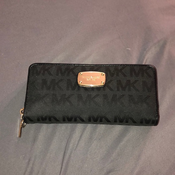 Michael Kors | Bags | Michael Kors Wallet | Poshmark